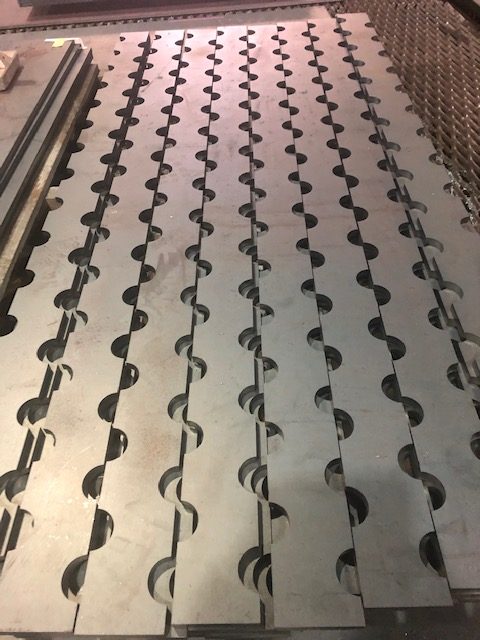 S-TEN1耐硫酸塩酸露点腐食鋼板 レーザー切断 | ニュース・ブログ | 創業1913年 鋼板・鋼材の専門商社｜クマガイ特殊鋼株式会社